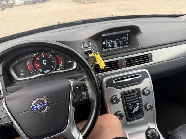 Volvo S80 2014 Ukmergė vietnē Pelēks Volvo S80 2014 Ukmergė, ar dzinēja tilpumu 2.40 L un nobraukumu 320 tūkst. km par 7350 €, foto 10 vietnē AUTOMOTO.COM.LV