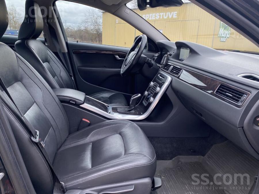 Pelēks Volvo S80 2015 Ogre, ar dzinēja tilpumu 2.00 L un nobraukumu 211 tūkst. km par 9790 €, foto 10 vietnē AUTOMOTO.COM.LV