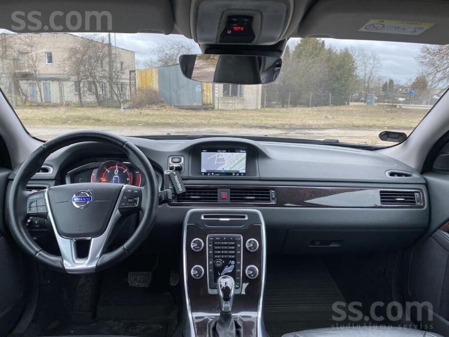 Pelēks Volvo S80 2015 Ogre, ar dzinēja tilpumu 2.00 L un nobraukumu 211 tūkst. km par 9790 €, foto 11 vietnē AUTOMOTO.COM.LV