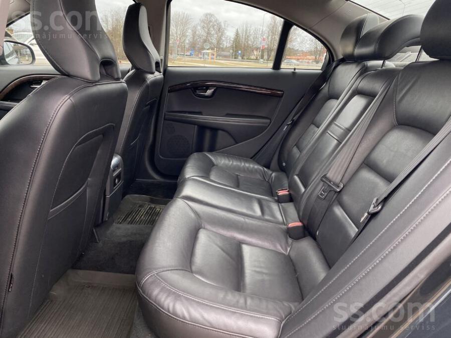 Pelēks Volvo S80 2015 Ogre, ar dzinēja tilpumu 2.00 L un nobraukumu 211 tūkst. km par 9790 €, foto 12 vietnē AUTOMOTO.COM.LV