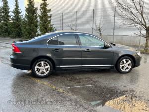 Pelēks Volvo S80 2015 Pērnava, ar dzinēja tilpumu 2.00 L un nobraukumu 308 tūkst. km par 8990 €, foto 4 vietnē AUTOMOTO.COM.LV