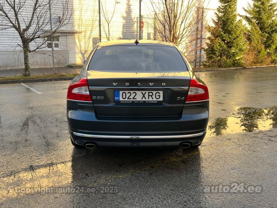 Pelēks Volvo S80 2015 Pērnava, ar dzinēja tilpumu 2.00 L un nobraukumu 308 tūkst. km par 8990 €, foto 6 vietnē AUTOMOTO.COM.LV