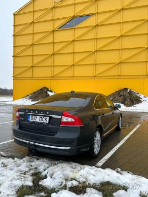 Grey Volvo S80 2015 in Tallinn, with an engine capacity of 1.60 L and mileage of 210 thousand km for 8490 €, photo 7 on AUTOMOTO.COM.LV