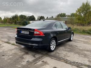 Pelēks Volvo S80 2015 Ogre, ar dzinēja tilpumu 2.00 L un nobraukumu 211 tūkst. km par 8790 €, foto 8 vietnē AUTOMOTO.COM.LV