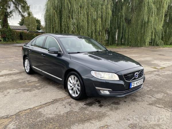 Grey Volvo S80 2015 in Ogre, with an engine capacity of 2.00 L and mileage of 211 thousand km for 8790 €, photo 8 on AUTOMOTO.COM.LV