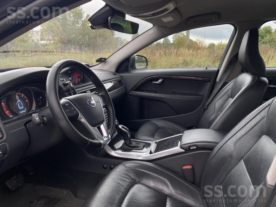 Pelēks Volvo S80 2015 Ogre, ar dzinēja tilpumu 2.00 L un nobraukumu 211 tūkst. km par 8790 €, foto 12 vietnē AUTOMOTO.COM.LV