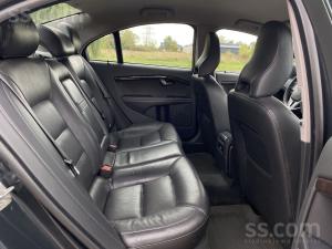 Pelēks Volvo S80 2015 Ogre, ar dzinēja tilpumu 2.00 L un nobraukumu 211 tūkst. km par 8790 €, foto 15 vietnē AUTOMOTO.COM.LV