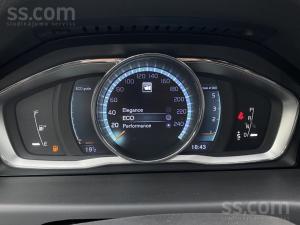 Pelēks Volvo S80 2015 Ogre, ar dzinēja tilpumu 2.00 L un nobraukumu 211 tūkst. km par 8790 €, foto 22 vietnē AUTOMOTO.COM.LV