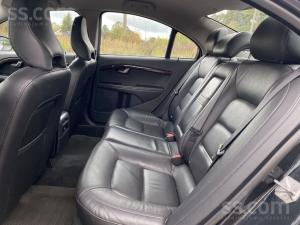 Pelēks Volvo S80 2015 Ogre, ar dzinēja tilpumu 2.00 L un nobraukumu 211 tūkst. km par 8790 €, foto 24 vietnē AUTOMOTO.COM.LV