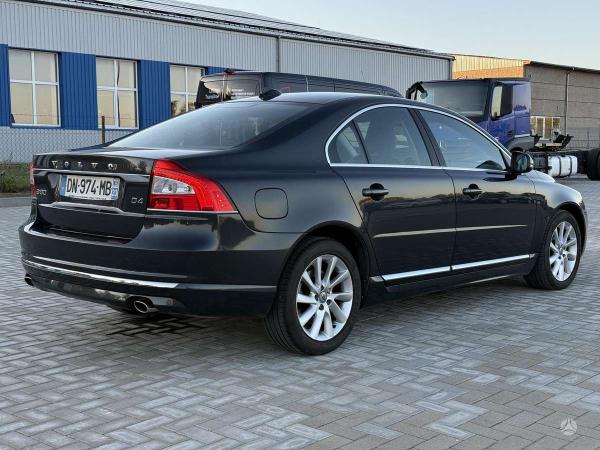 Pelēks Volvo S80 2015 Tauragė, ar dzinēja tilpumu 2.00 L un nobraukumu 224 tūkst. km par 8500 €, foto 3 vietnē AUTOMOTO.COM.LV