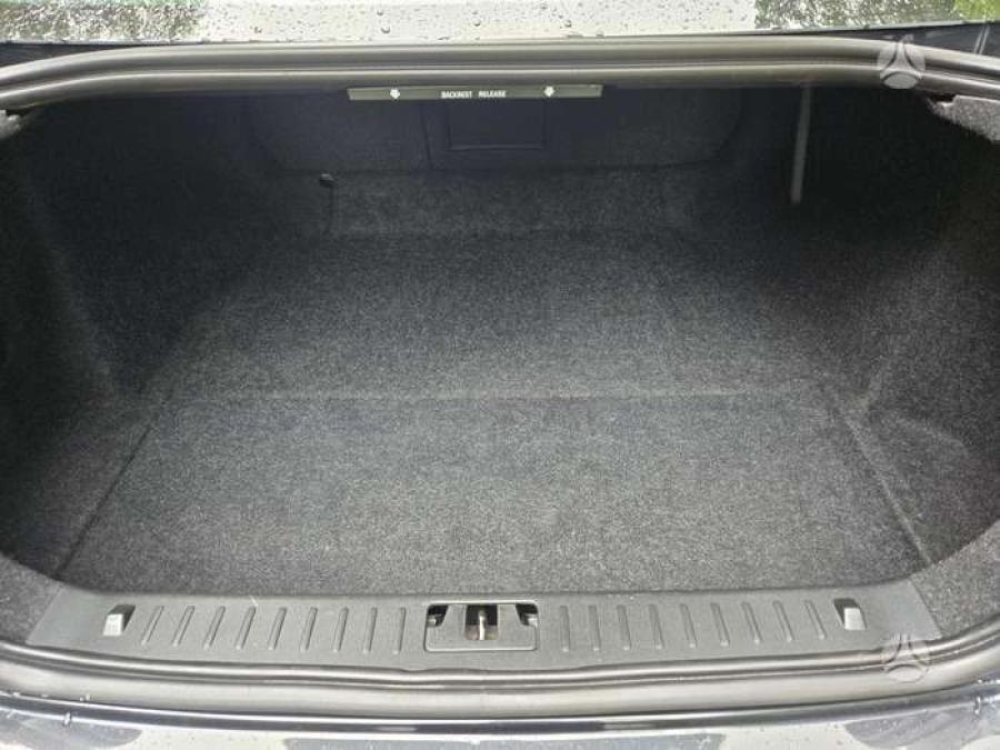 Grey Volvo S80 2015 in Silute, with an engine capacity of 2.95 L and mileage of 254 thousand km for 6800 €, photo 11 on AUTOMOTO.COM.LV