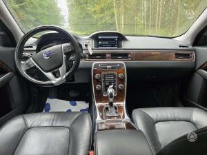 Grey Volvo S80 2015 in Silute, with an engine capacity of 2.95 L and mileage of 254 thousand km for 6800 €, photo 12 on AUTOMOTO.COM.LV