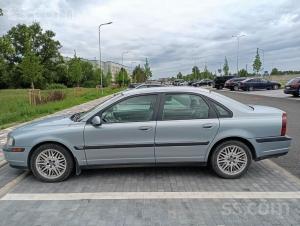 Pelēks Volvo S80 2001 Jelgava, ar dzinēja tilpumu 2.90 L un nobraukumu 268 tūkst. km par 2750 €, foto 3 vietnē AUTOMOTO.COM.LV