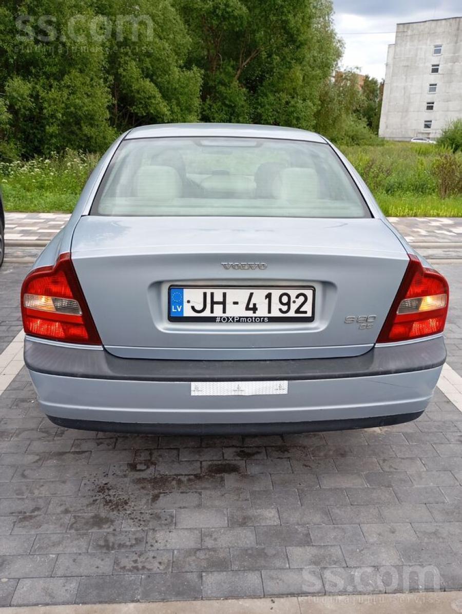 Pelēks Volvo S80 2001 Jelgava, ar dzinēja tilpumu 2.90 L un nobraukumu 268 tūkst. km par 2750 €, foto 5 vietnē AUTOMOTO.COM.LV