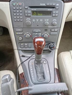 Pelēks Volvo S80 2001 Jelgava, ar dzinēja tilpumu 2.90 L un nobraukumu 268 tūkst. km par 2750 €, foto 7 vietnē AUTOMOTO.COM.LV