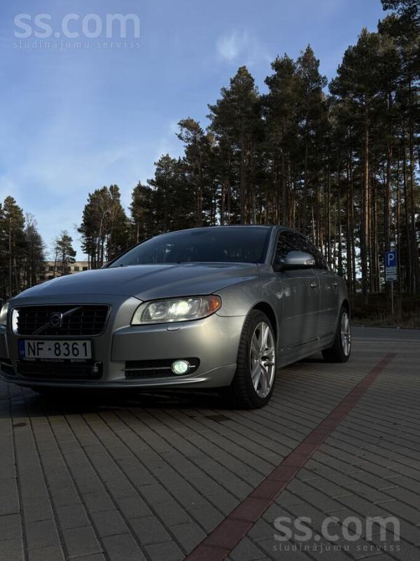 Pelēks Volvo S80 2008 Talsi, ar dzinēja tilpumu 2.40 L un nobraukumu 296 tūkst. km par 5500 €, foto 3 vietnē AUTOMOTO.COM.LV