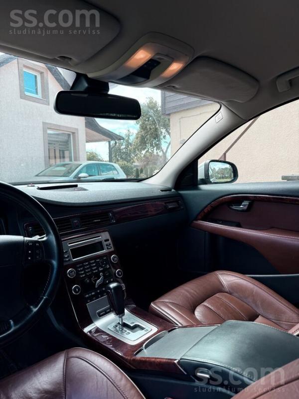 Pelēks Volvo S80 2008 Talsi, ar dzinēja tilpumu 2.40 L un nobraukumu 296 tūkst. km par 5500 €, foto 4 vietnē AUTOMOTO.COM.LV