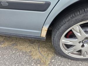 Volvo S80 2000 in Vilnius, with an engine capacity of 2.40 L and mileage of 330 thousand km for 850 €, photo 8 on AUTOMOTO.COM.LV