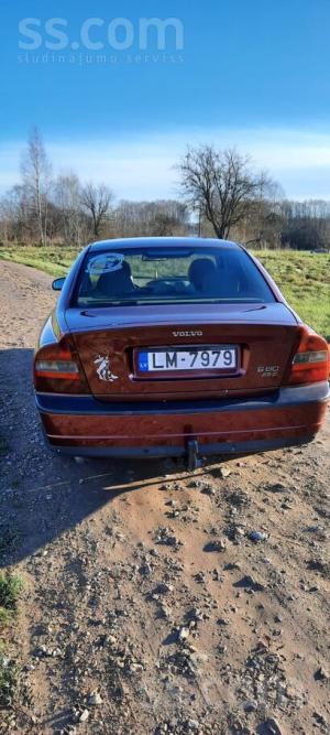 Sarkans Volvo S80 2001 Balvi, ar dzinēja tilpumu 2.50 L un nobraukumu 312 tūkst. km par 2000 €, foto 6 vietnē AUTOMOTO.COM.LV