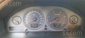 Красный Вольво С80 2001 в Балви, объемом двигателя 2.50 л и пробегом 312 тыс. км за 1500 €, фото 9 на AUTOMOTO.COM.LV