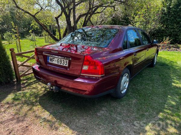 Sarkans Volvo S80 2004 Rīga, ar dzinēja tilpumu 2.40 L un nobraukumu 224 tūkst. km par 2800 €, foto 3 vietnē AUTOMOTO.COM.LV
