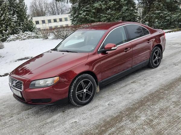 Sarkans Volvo S80 2007 Jēkabpils, ar dzinēja tilpumu 2.40 L un nobraukumu 354 tūkst. km par 4490 €, foto 1 vietnē AUTOMOTO.COM.LV
