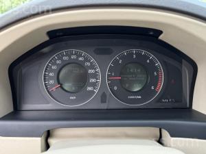 Red Volvo S80 2008 in Jelgava, with an engine capacity of 2.40 L and mileage of 307 thousand km for 3490 €, photo 11 on AUTOMOTO.COM.LV