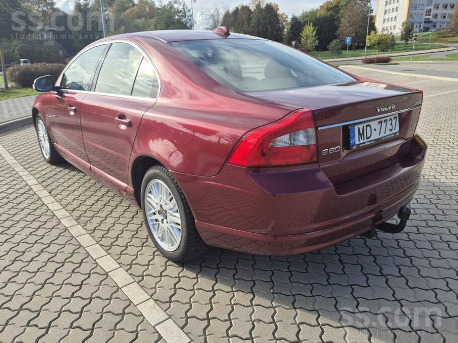 Красный Вольво С80 2008 в Салдус, объемом двигателя 2.50 л и пробегом 207 тыс. км за 2950 €, фото 4 на AUTOMOTO.COM.LV