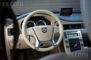 Sarkans Volvo S80 2010 Rīga, ar dzinēja tilpumu 2.00 L un nobraukumu 368 tūkst. km par 5290 €, foto 7 vietnē AUTOMOTO.COM.LV