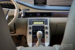 Sarkans Volvo S80 2010 Rīga, ar dzinēja tilpumu 2.00 L un nobraukumu 368 tūkst. km par 5290 €, foto 8 vietnē AUTOMOTO.COM.LV