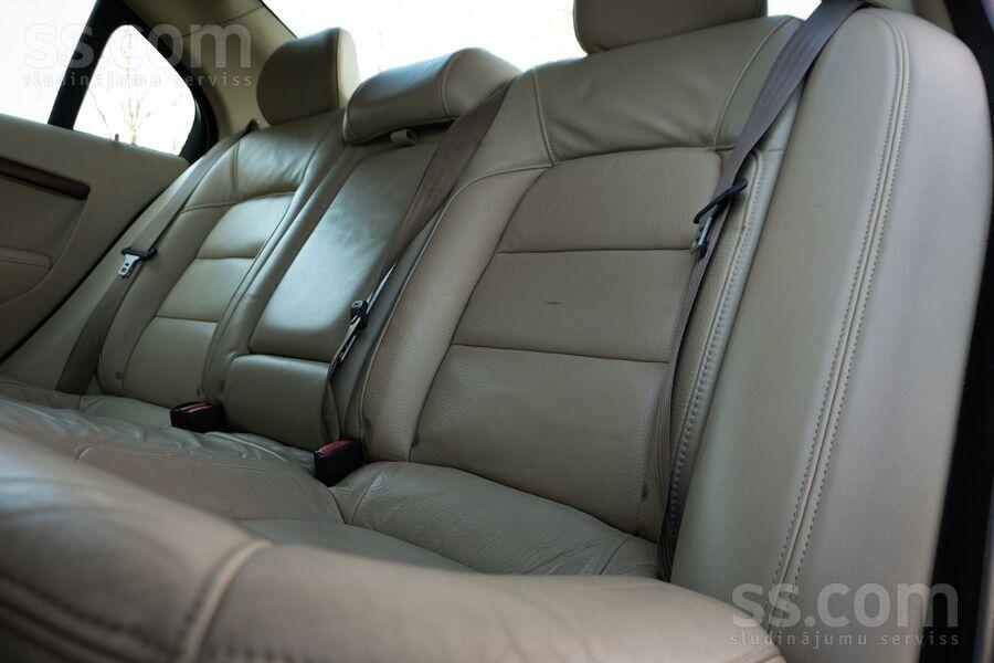 Sarkans Volvo S80 2010 Rīga, ar dzinēja tilpumu 2.00 L un nobraukumu 368 tūkst. km par 5290 €, foto 13 vietnē AUTOMOTO.COM.LV