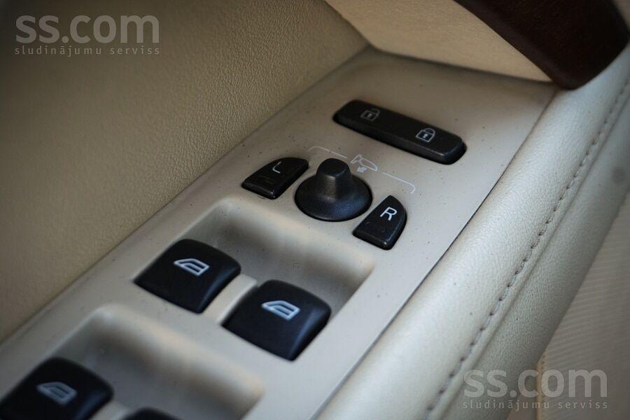Sarkans Volvo S80 2010 Rīga, ar dzinēja tilpumu 2.00 L un nobraukumu 368 tūkst. km par 5290 €, foto 15 vietnē AUTOMOTO.COM.LV