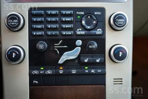 Sarkans Volvo S80 2010 Rīga, ar dzinēja tilpumu 2.00 L un nobraukumu 368 tūkst. km par 5290 €, foto 17 vietnē AUTOMOTO.COM.LV