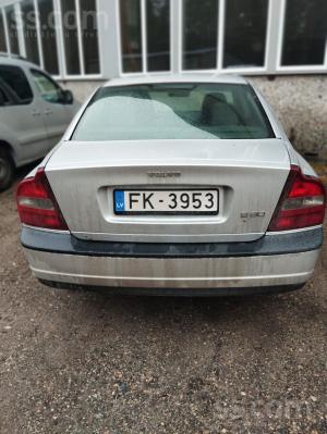 Volvo S80 1999 Balvi, ar dzinēja tilpumu 2.40 L un nobraukumu 318 tūkst. km par 1300 €, foto 2 vietnē AUTOMOTO.COM.LV