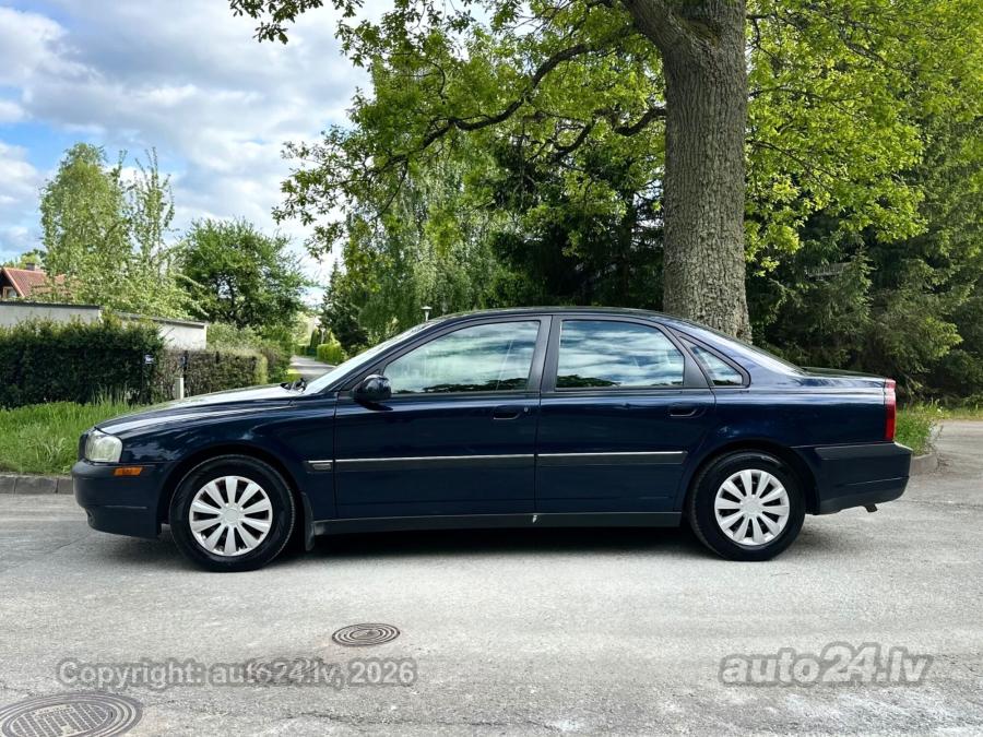 Volvo S80 1999 in Tallinn, with an engine capacity of 2.40 L and mileage of 356 thousand km for 990 €, photo 5 on AUTOMOTO.COM.LV