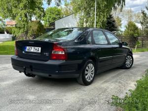 Volvo S80 1999 in Tallinn, with an engine capacity of 2.40 L and mileage of 356 thousand km for 990 €, photo 7 on AUTOMOTO.COM.LV