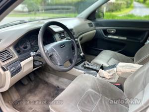 Volvo S80 1999 in Tallinn, with an engine capacity of 2.40 L and mileage of 356 thousand km for 990 €, photo 10 on AUTOMOTO.COM.LV