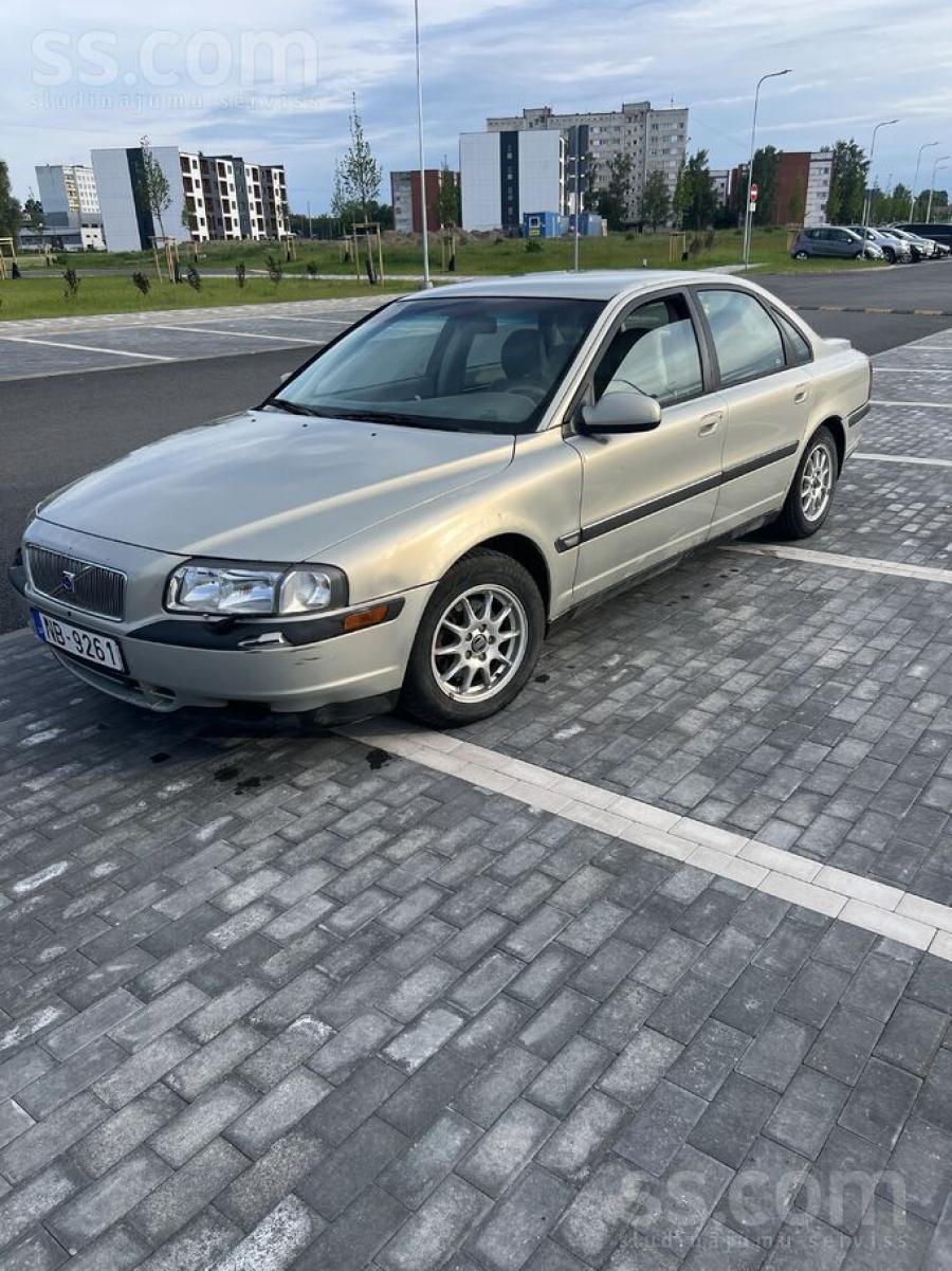 Вольво С80 1999 в Елгава, объемом двигателя 2.40 л и пробегом 343 тыс. км за 799 €, фото 1 на AUTOMOTO.COM.LV