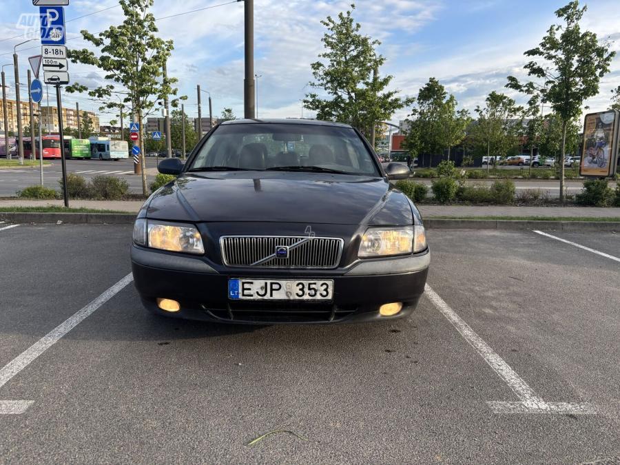 Вольво С80 1999 в Клайпеда, объемом двигателя 2.50 л и пробегом 355 тыс. км за 850 €, фото 1 на AUTOMOTO.COM.LV