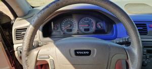 Volvo S80 1999 in Riga, with an engine capacity of 2.40 L and mileage of 408 thousand km for 850 €, photo 13 on AUTOMOTO.COM.LV