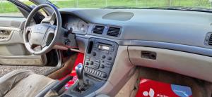 Volvo S80 1999 in Riga, with an engine capacity of 2.40 L and mileage of 408 thousand km for 850 €, photo 23 on AUTOMOTO.COM.LV