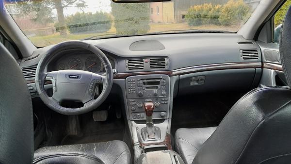 Volvo S80 2000 Rietavas, ar dzinēja tilpumu 2.50 L un nobraukumu 450 tūkst. km par 750 €, foto 5 vietnē AUTOMOTO.COM.LV