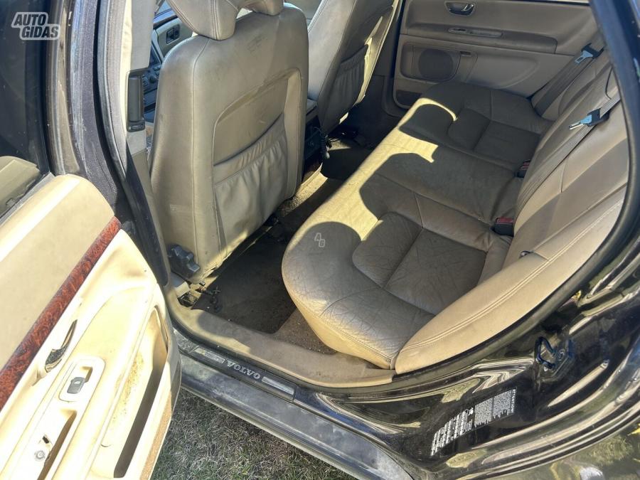 Volvo S80 2000 in Varena, with an engine capacity of 2.50 L and mileage of 387 thousand km for 570 €, photo 9 on AUTOMOTO.COM.LV