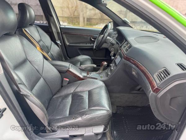 Volvo S80 2000 in Narva, with an engine capacity of 2.50 L and mileage of 384 thousand km for 890 €, photo 8 on AUTOMOTO.COM.LV