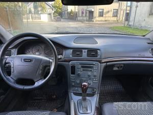 Volvo S80 2000 in Jelgava, with an engine capacity of 2.40 L and mileage of 481 thousand km for 1200 €, photo 8 on AUTOMOTO.COM.LV