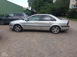 Volvo S80 2000 Panevēža, ar dzinēja tilpumu 2.40 L un nobraukumu 469 tūkst. km par 650 €, foto  vietnē AUTOMOTO.COM.LV