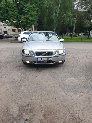 Volvo S80 2000 in Panevezys, with an engine capacity of 2.40 L and mileage of 469 thousand km for 650 €, photo 3 on AUTOMOTO.COM.LV