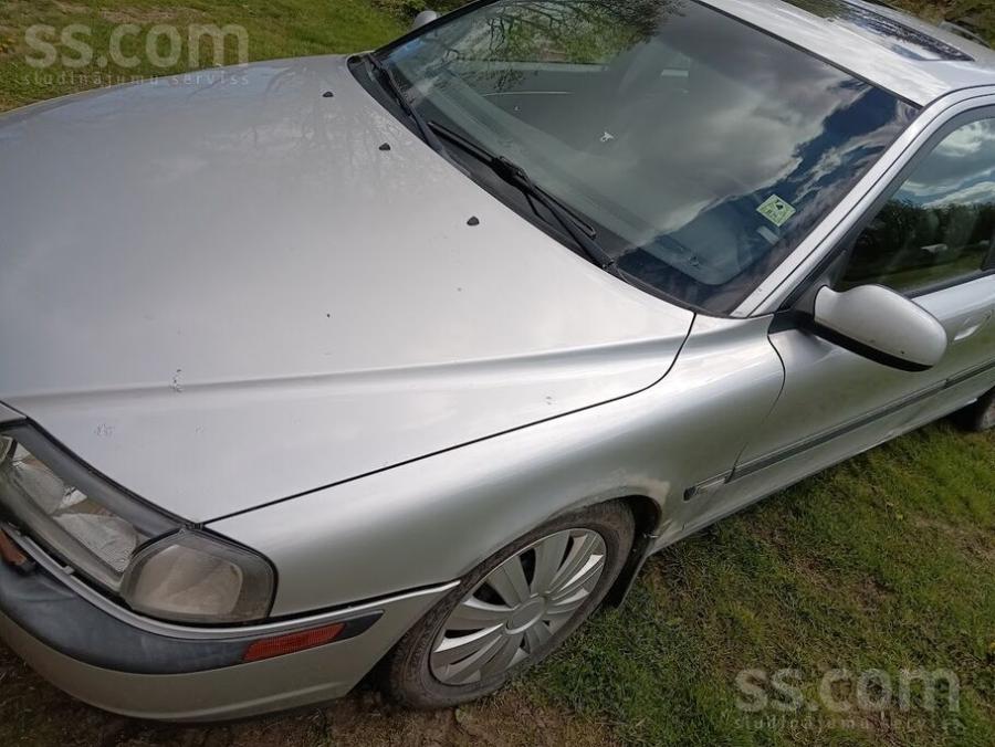 Volvo S80 2001 in Tukums, with an engine capacity of 2.40 L and mileage of 544 thousand km for 420 €, photo 1 on AUTOMOTO.COM.LV