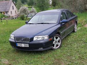 Volvo S80 2001 in Utena, with an engine capacity of 2.40 L and mileage of 344 thousand km for 800 €, photo 7 on AUTOMOTO.COM.LV