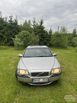 Volvo S80 2001 in Vilnius, with an engine capacity of 2.90 L and mileage of 350 thousand km for 850 €, photo 4 on AUTOMOTO.COM.LV